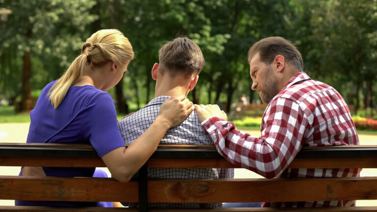 Repairing Broken Family Relationships - Trauma Therapist Network